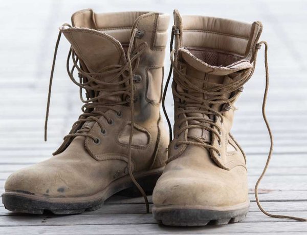 Lightweight Work Boots for Truck Driving - British Trucking